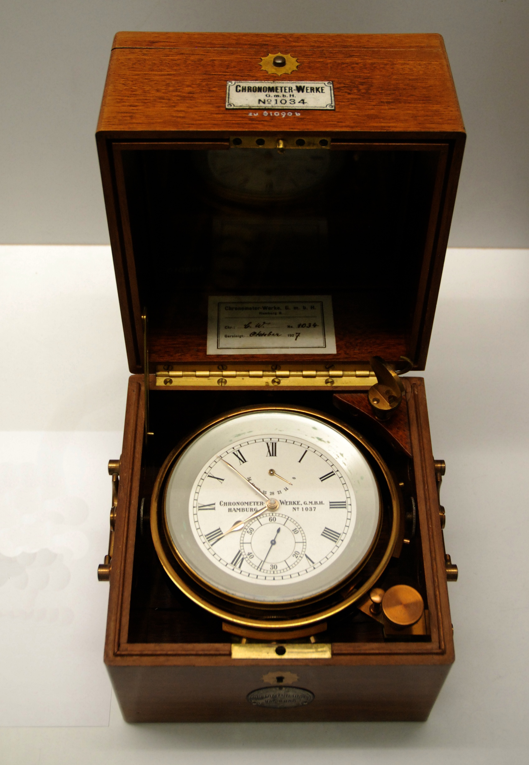 Chronometry – Czym jest certyfikat COSC? | Hodinky-365.pl